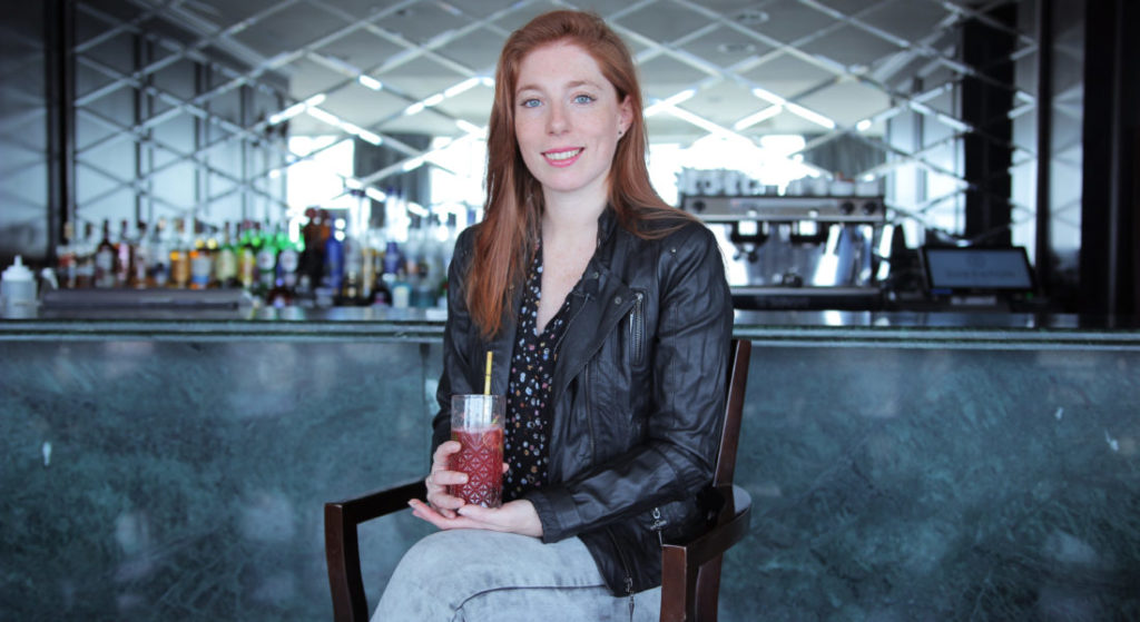 En la barra con Francisca Solar