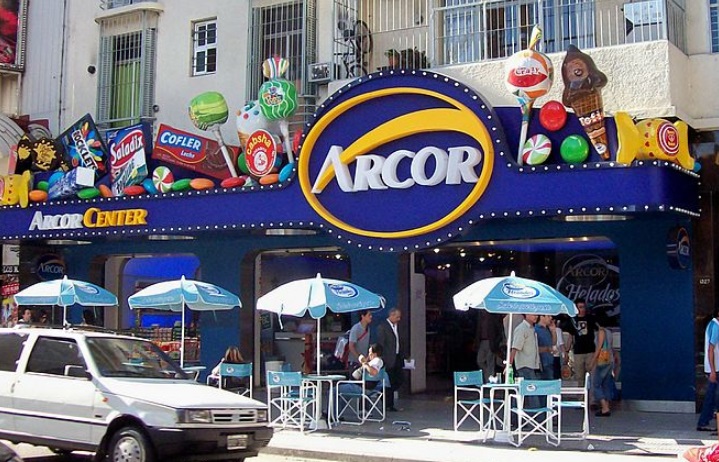 Crisis argentina golpea a un gigante: mandaron a trabajadores de Arcor ...