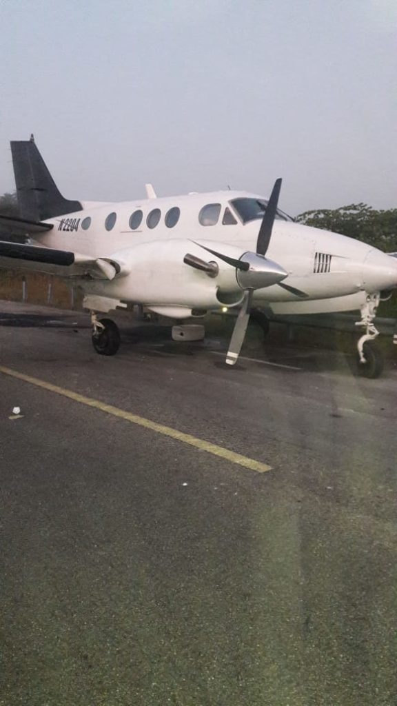 México: detienen avión que transportaba casi una tonelada de cocaína ...
