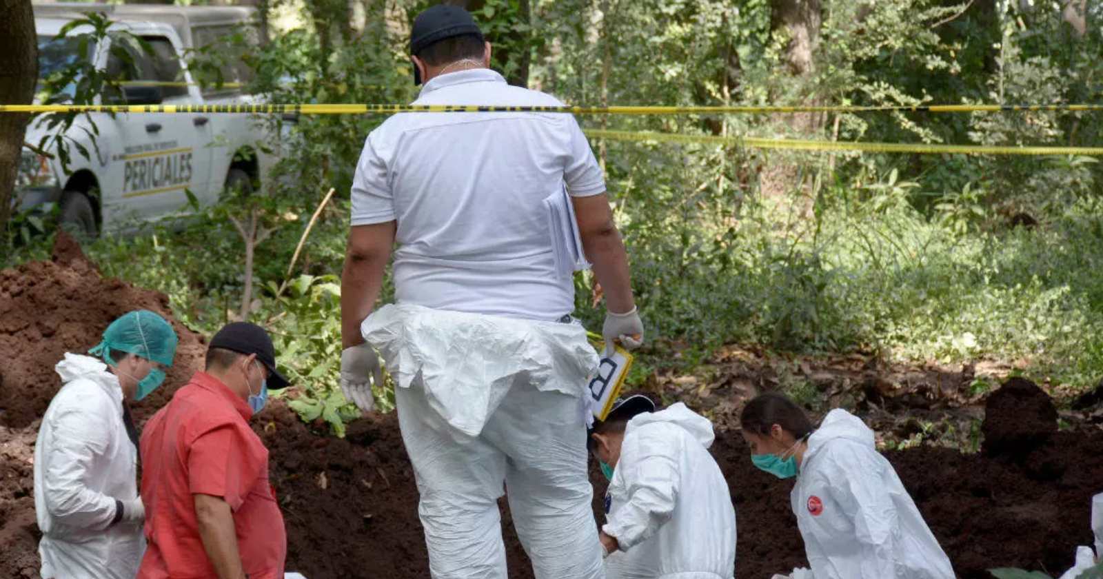 Macabro descubrimiento en México: hallan 75 bolsas con restos humanos en fosas clandestinas