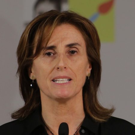 Fiscalía inicia investigación por millonario sueldo de Marcela Cubillos ...